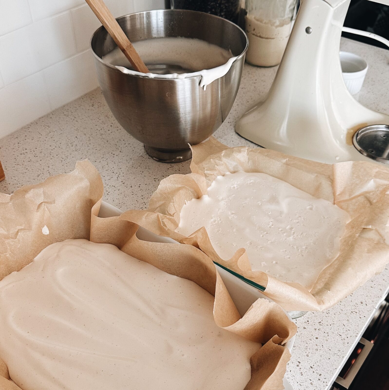 Nourishing Homemade Marshmallows - happymamaessentials.com